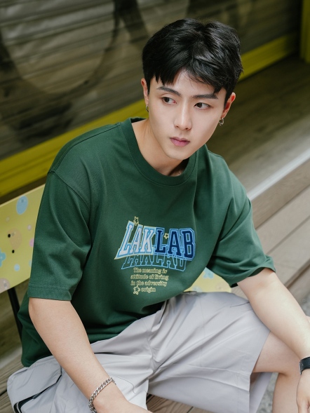 LAKING.LAB刺繡LOGO中圖短T